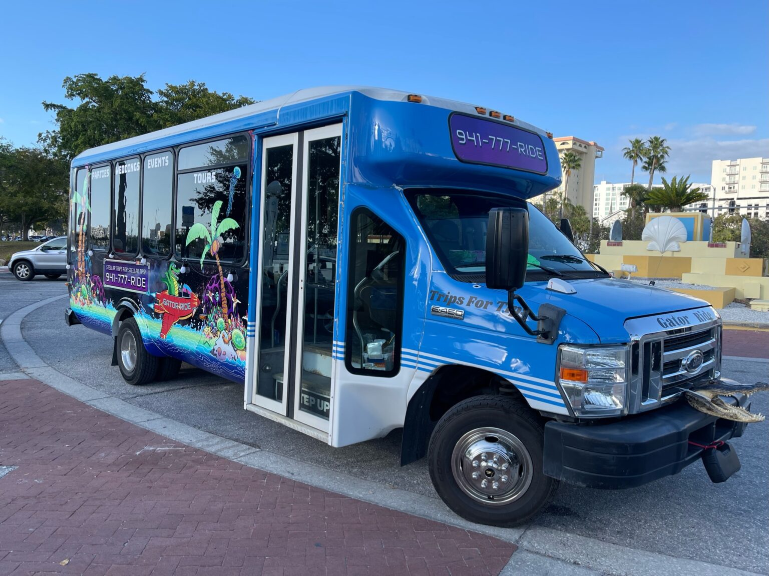Sarasota Gator Party Bus – Party Bus Service